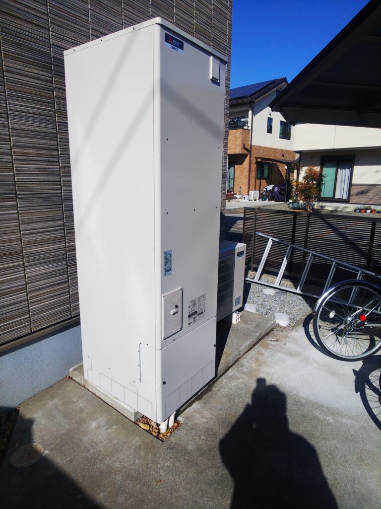 山梨県甲斐市にて三菱エコキュートSRT-S465Uの交換工事♪ - 彩美建設株式会社